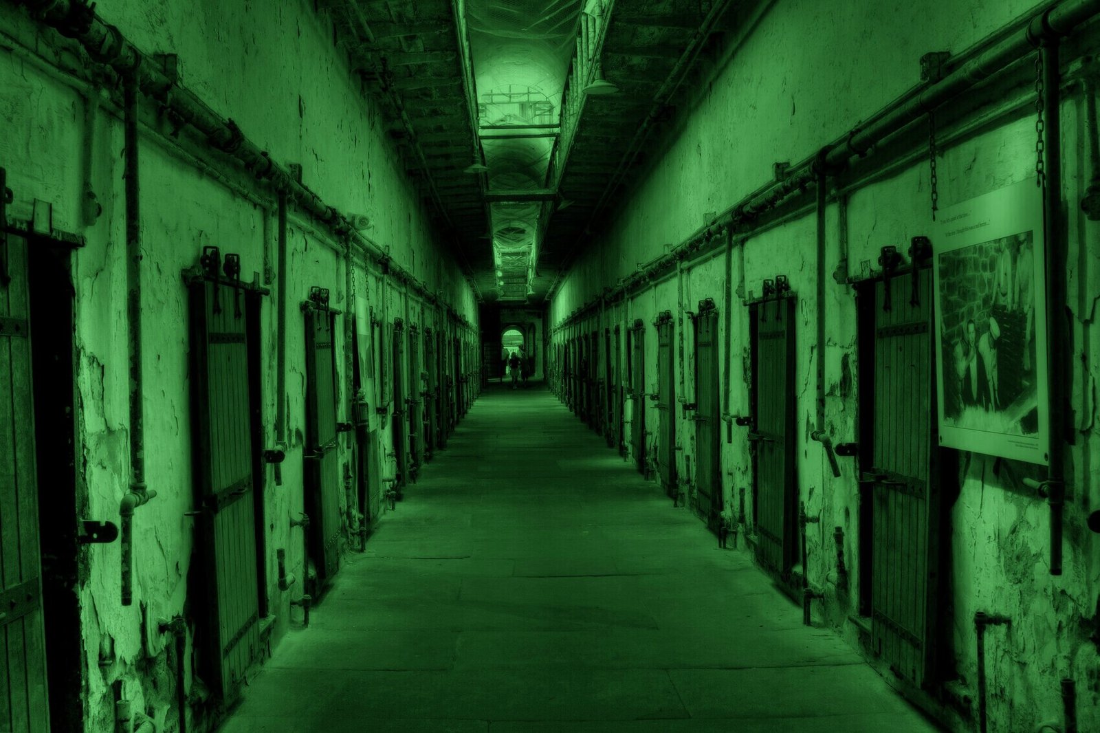 Haunted Places in the UK: Top 7 Most Haunted Locations - DeadLive Events