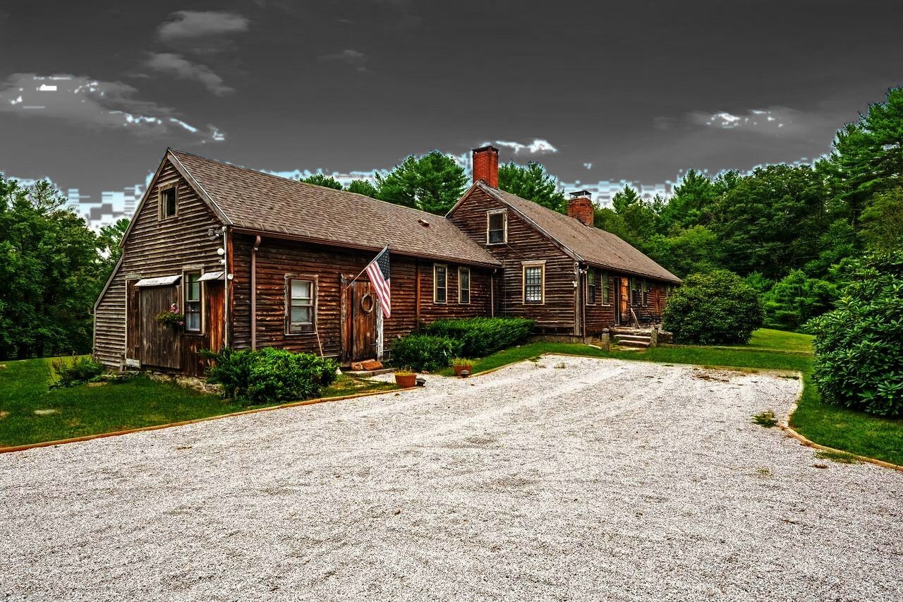 Conjuring House Ghost Accuses Employee of Theft - DeadLive Events